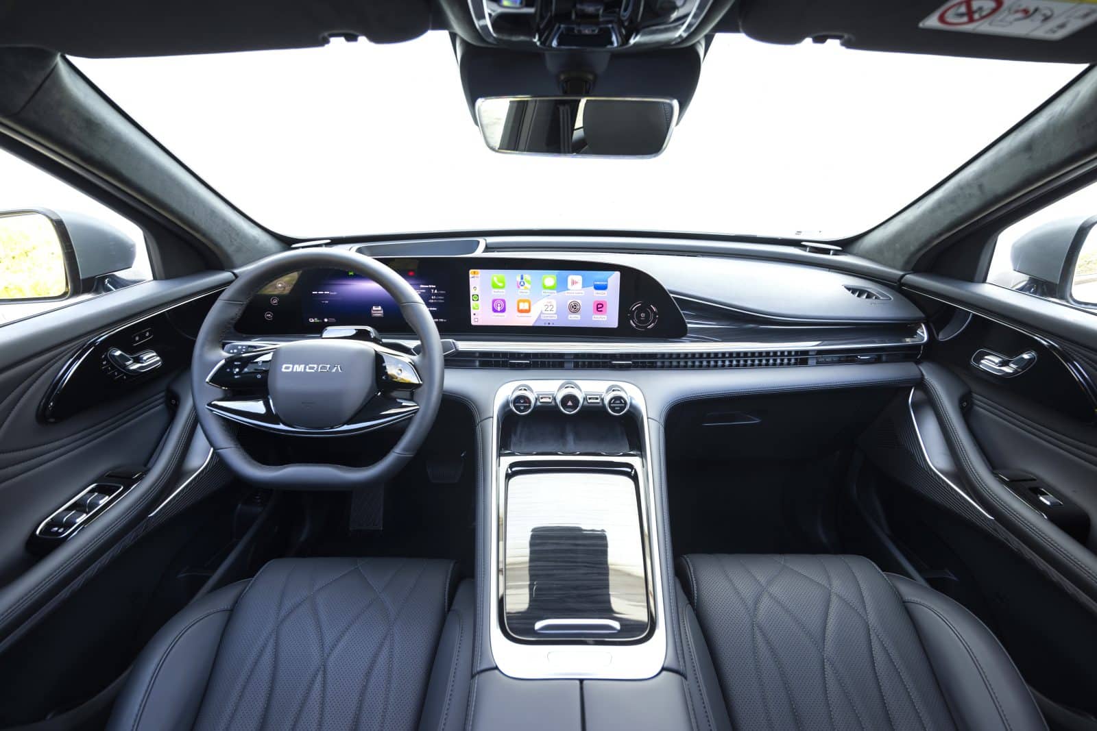 OMODA 9 SHS: 537 CV y 145 km eléctricos por solo 39.990