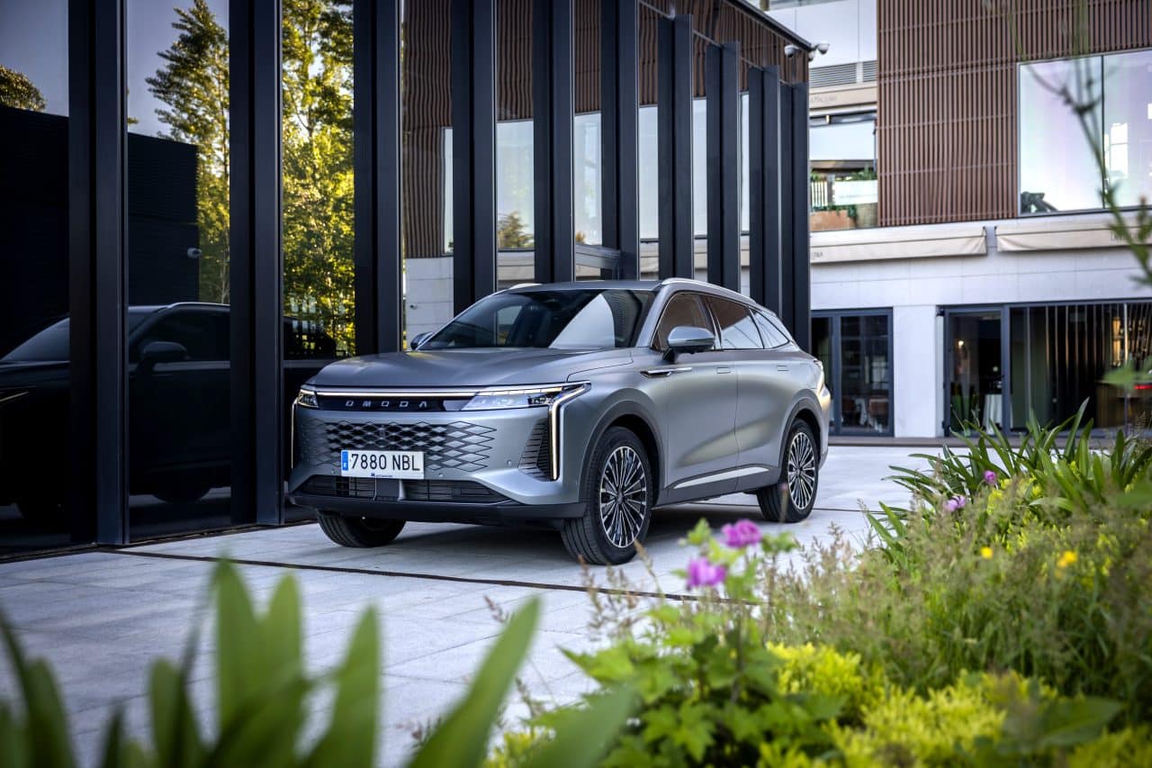 OMODA 9 SHS: 537 CV y 145 km eléctricos por solo 39.990
