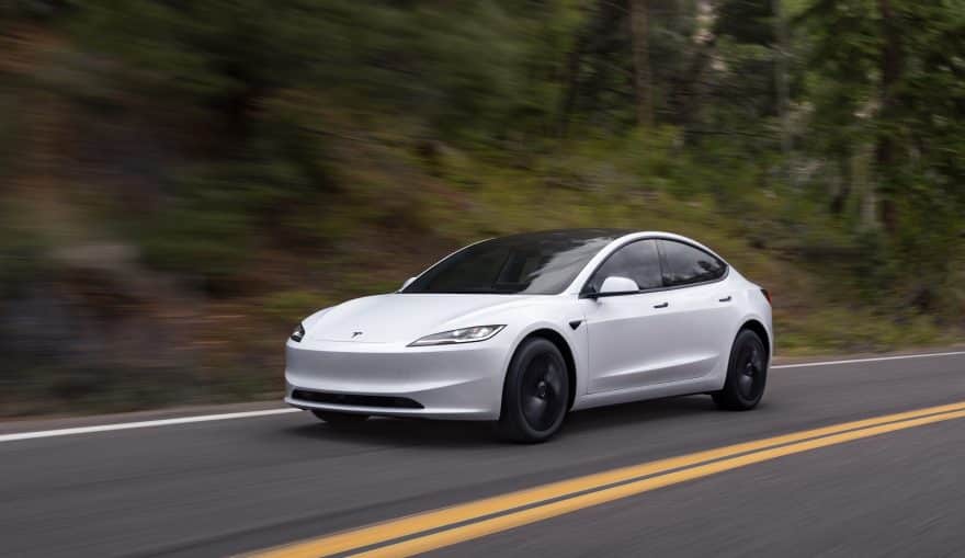 Tesla ya no ofrece Autopilot básico con sus vehículos en Estados Unidos ...