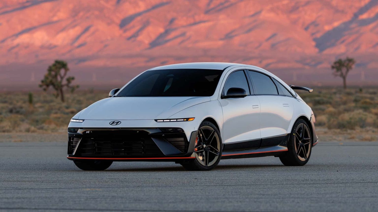 The Hyundai IONIQ 6N will arrive in the North American market in 2026 ...