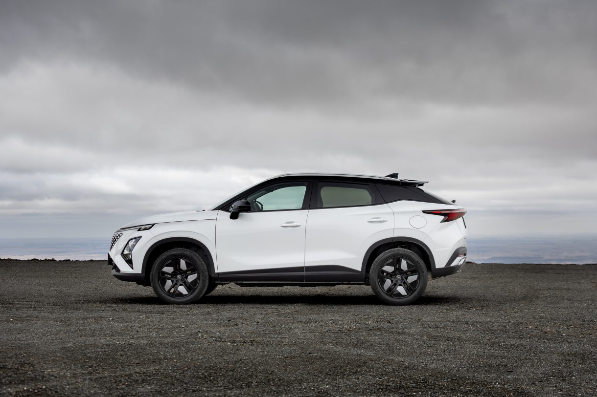 The OMODA 5 is now available in the SHS-H hybrid version