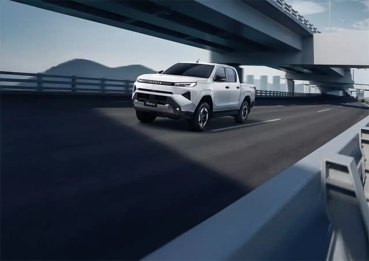 Noul Toyota Hilux ajunge pe piața asiatică și o face în mai multe versiuni