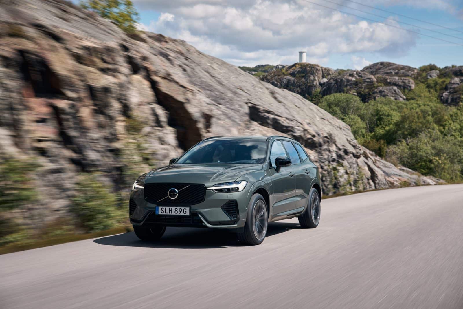 Volvo's best-selling model ever gets a makeover to keep the SUV battle ...
