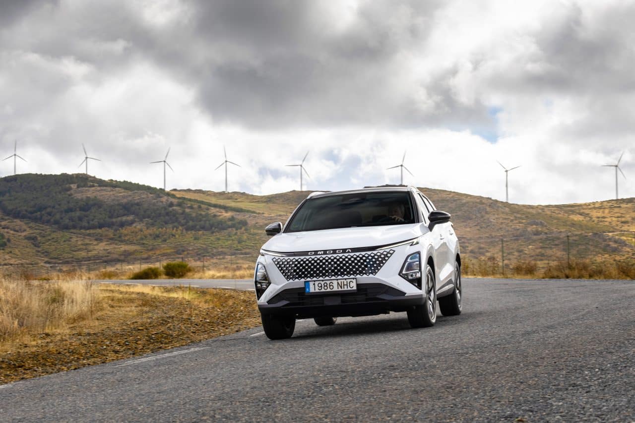 Omoda 5 SHS-H: the hybrid that redefines the relationship between ...