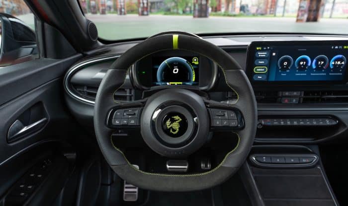 Abarth 為 2026 年推出兩款新車型，對 600e 系列進行了重組。