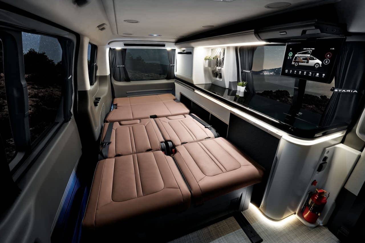 Este protótipo de autocaravana da minivan Staria da Hyundai poderá ...