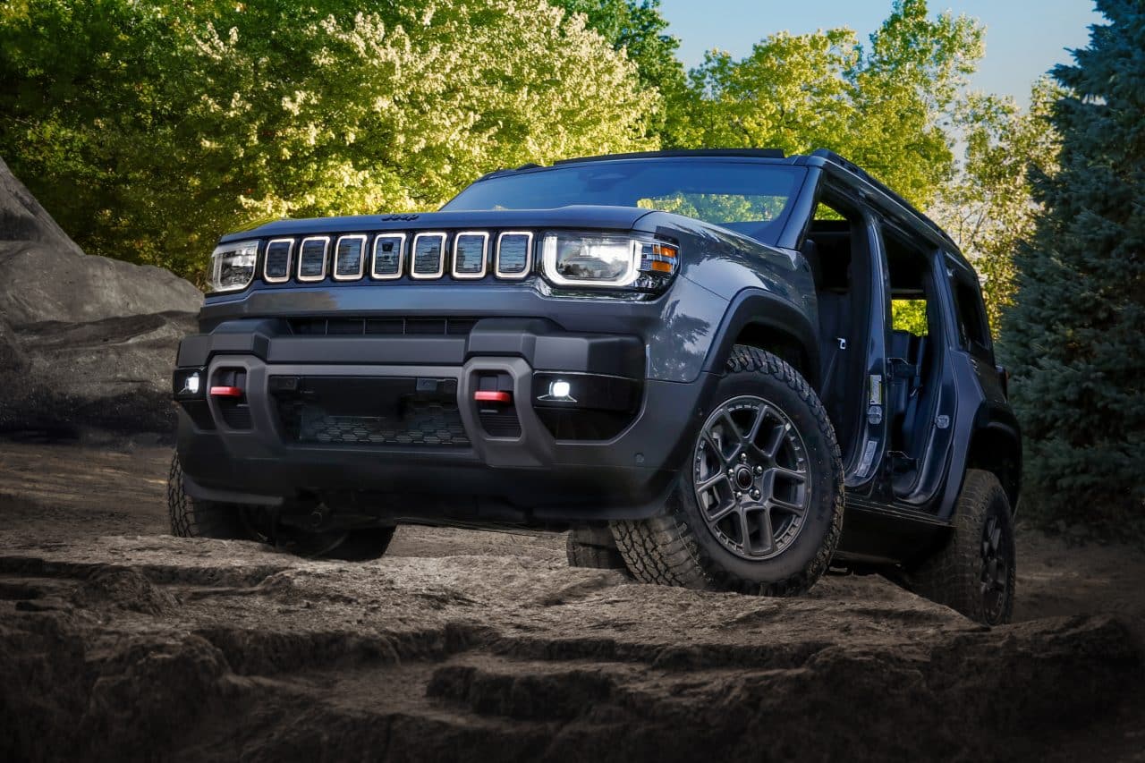 Jeep amplía su gama y entra en el segmento premium con dos modelos 100% ...