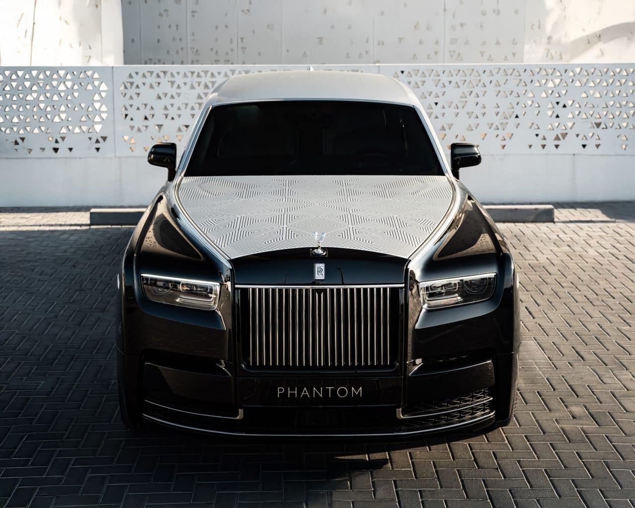 Rolls-Royce presenta el one-off Phantom Arabesque