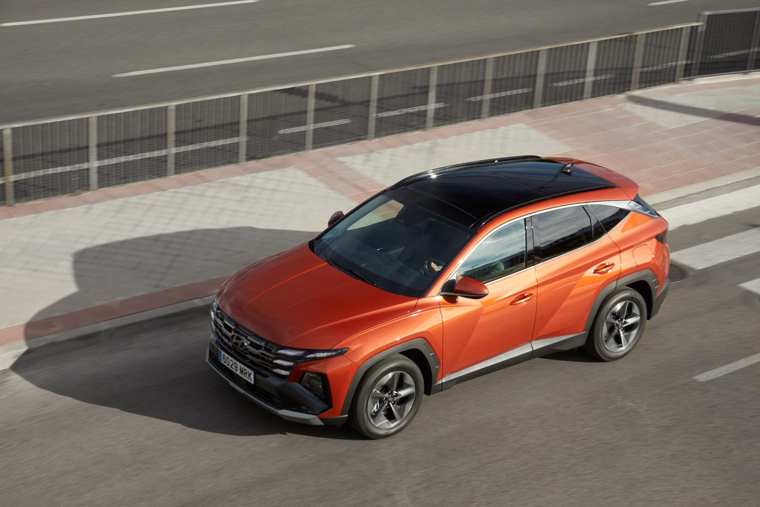 Hyundai Tucson Hybrid: Hvad er dens rækkevidde i byområder?