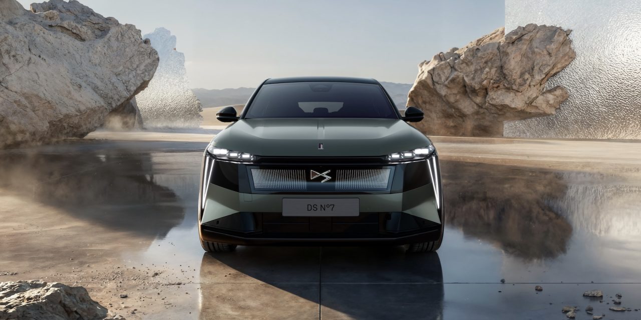 Der neue DS N°7 von DS Automobiles ist da, um den aktuellen DS 7 zu ...