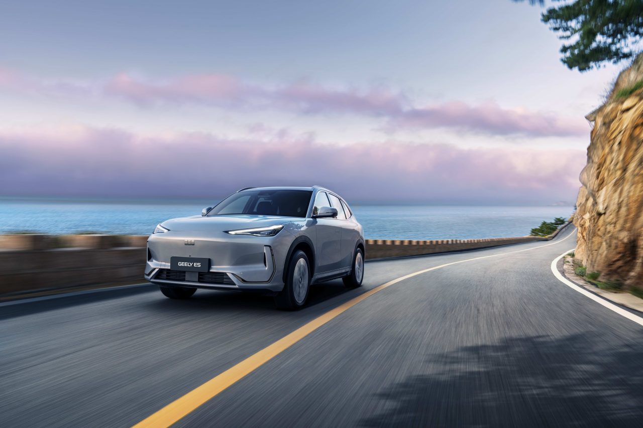 Geely llegará este año a España con dos modelos