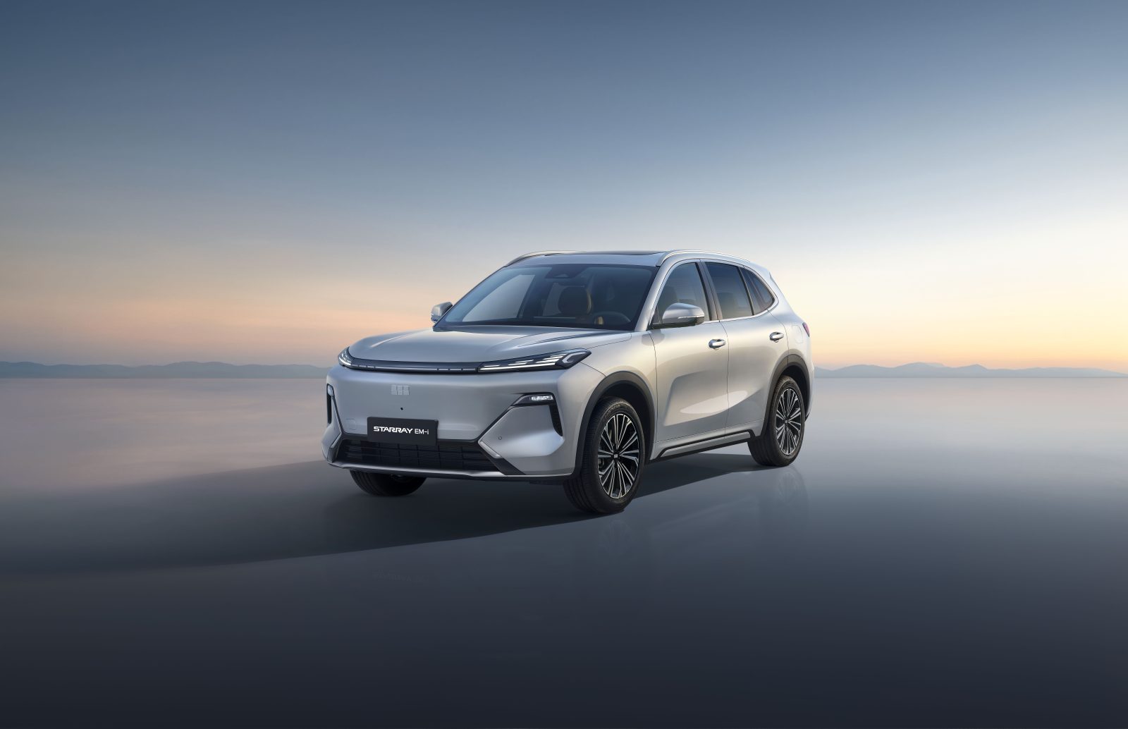 BYD Seal U nebo Geely Starray: nejlepší hybridní rodinné SUV
