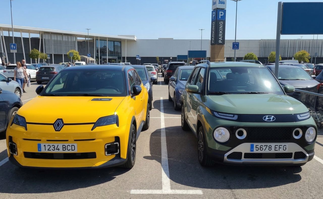 Renault 5 e-tech vs. Hyundai Inter: et sammenstød mellem urbane elbiler ...