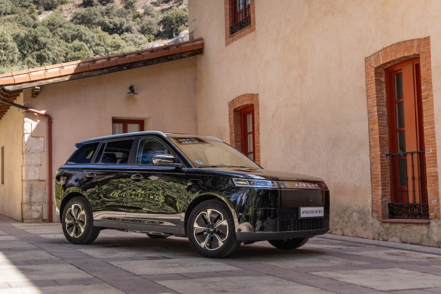 MG MGS5 vs. Jaecoo 5 EV: Welcher chinesische Elektro-SUV ist unter 35. ...